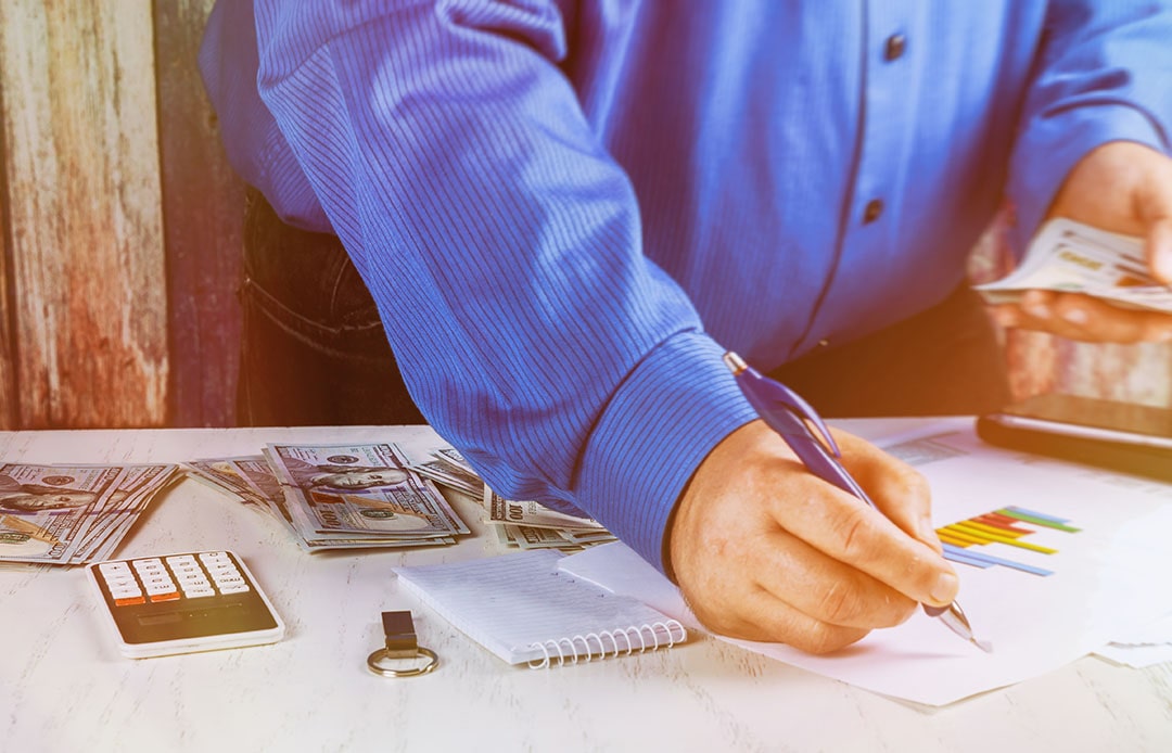 How to Improve Employee Safety with Automated Cash Systems - Brink's ...